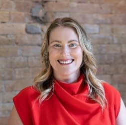 Sarah-Jane MacDonald from MacDonald Law (QLD) | Reviews